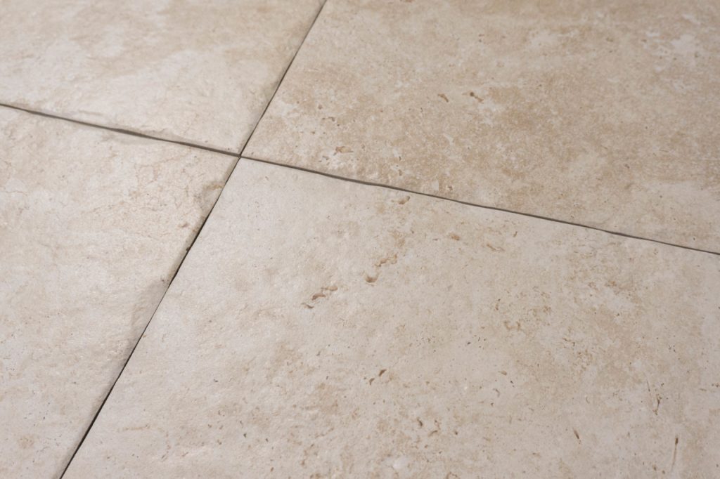 Bodenfliese beige 44x66 - dieFliesen.com