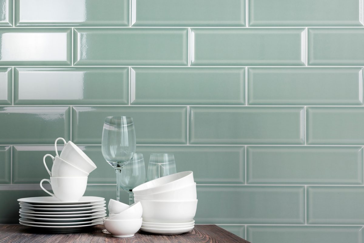 Metro Fliese grün 10x30 BX | Jetzt kaufen bei dieFliesen.com